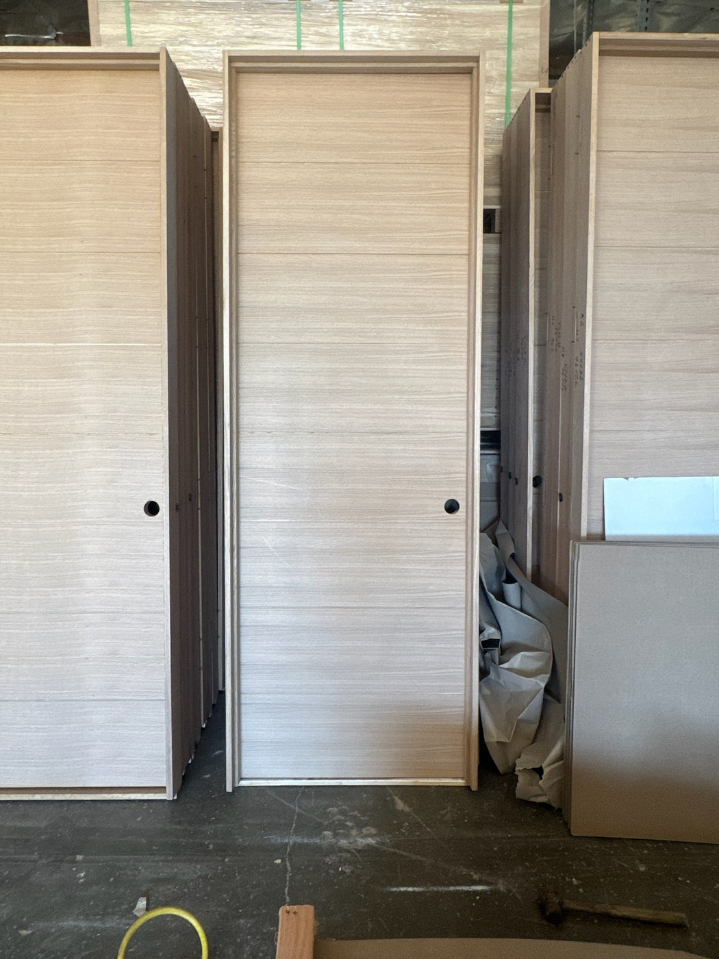 Horizon - Interior Modern White Oak Solid Wood Door (Horizontal Wood G ...